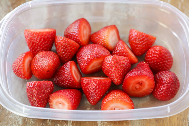 How to Store Strawberries | Lil' Luna