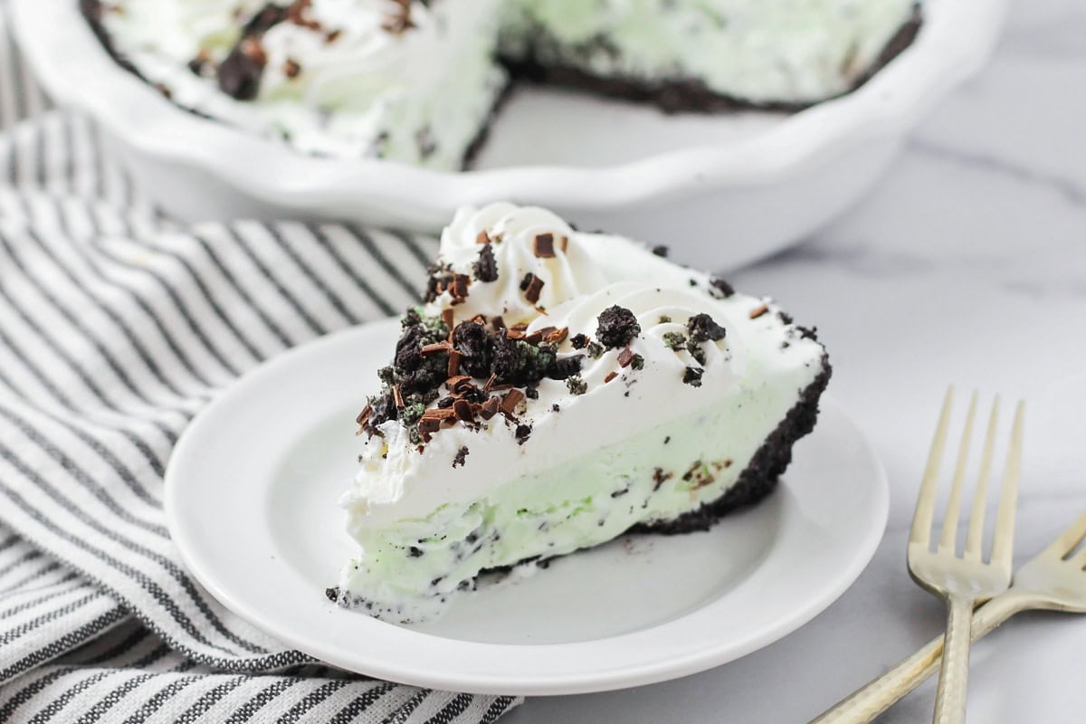 No-Bake Grasshopper Pie