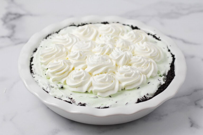 No-Bake Grasshopper Pie
