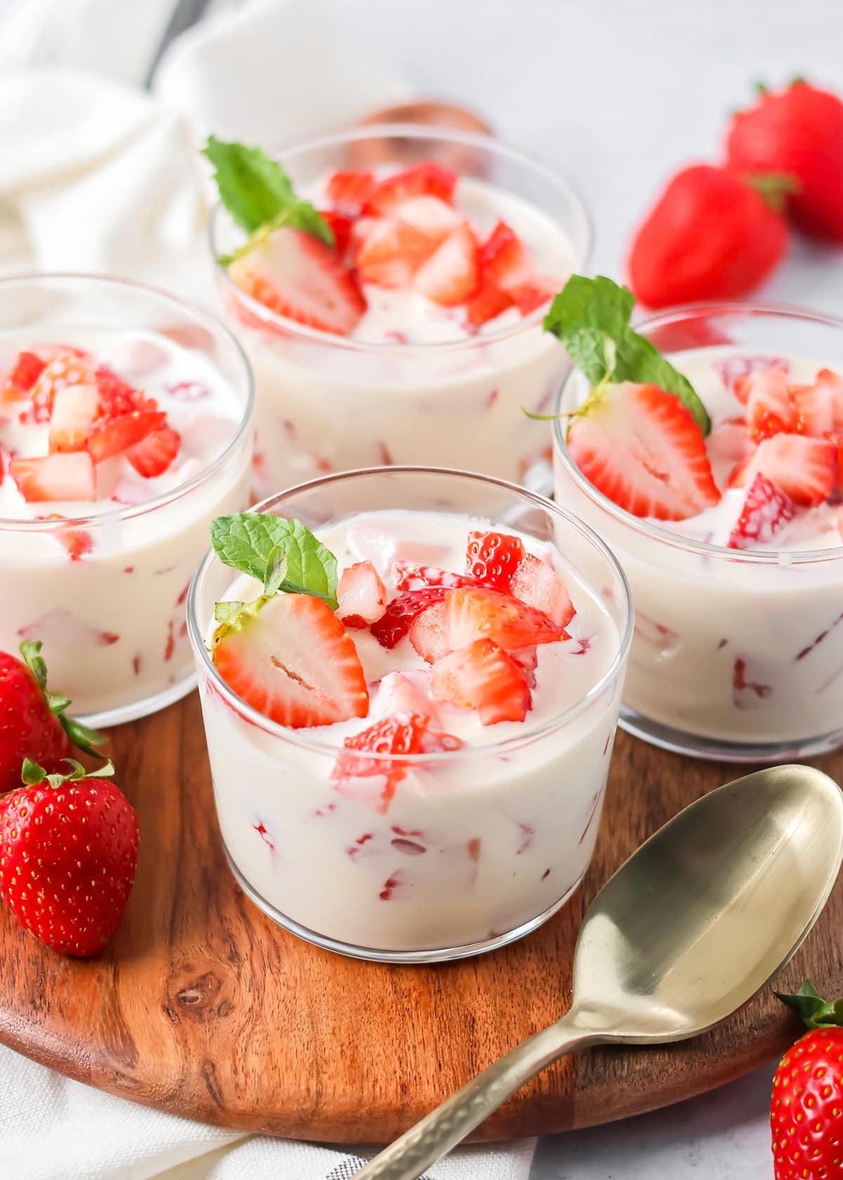 Best Frescas con Crema Recipe